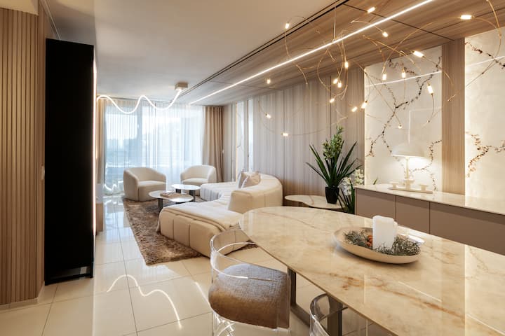Joes Abode
The Odyssey
Green Point Capetown - Camps Bay