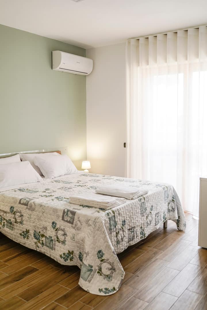 Comfort Room Top Location (Center & Ruins) - Pompei