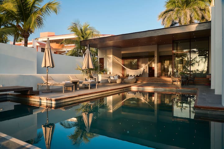 La Casa Rosa De Zicatela / Top-tier Beachouse - Puerto Escondido