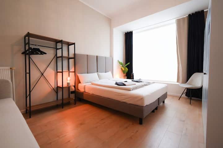 Stilvolle Wohnung In Wilmersdorf - Berlin