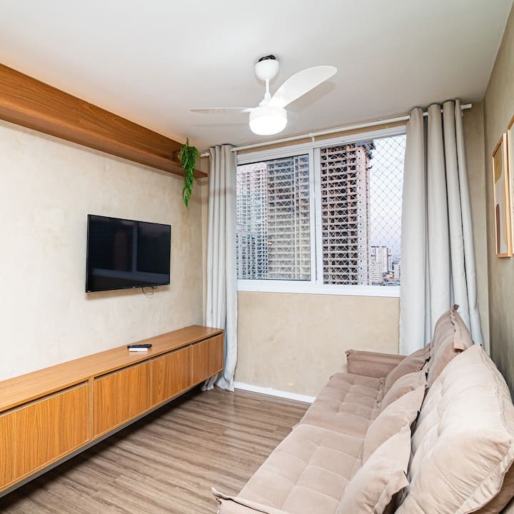 M10 Aconchegante Próx Metrô Brás C/ Piscina - Liberdade