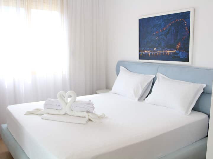 Soa Apartment With Sea View And Free Parking - Kotor