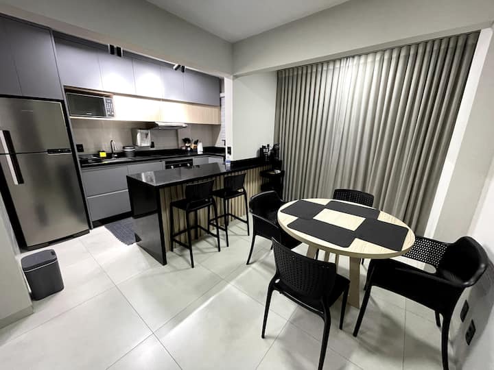 Apartamento óTima Localização - Balneário Camboriú