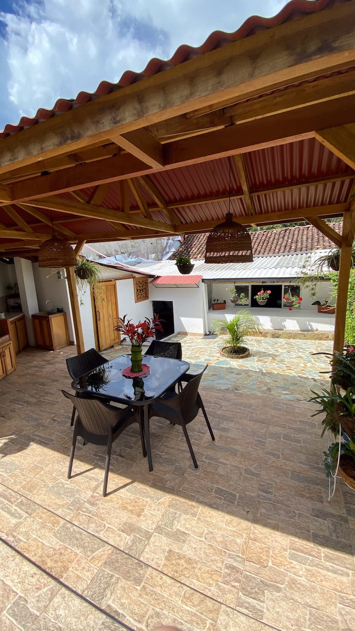 Habitación Familiar - Salamina