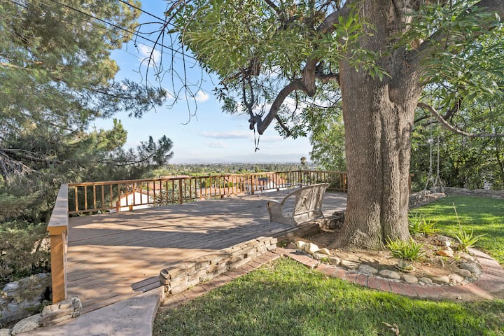 30% Off Monthly | Mountain View & Private Backyard - Rancho Cucamonga, CA