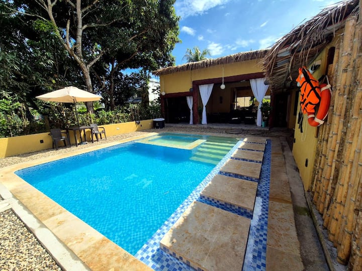 Villa Con Piscina Privada De Lujo - Melgar