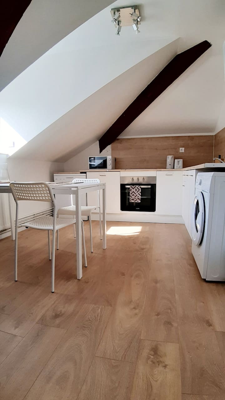Appartement Calme, Parking Privatif (Non-fumeur) - Le Creusot