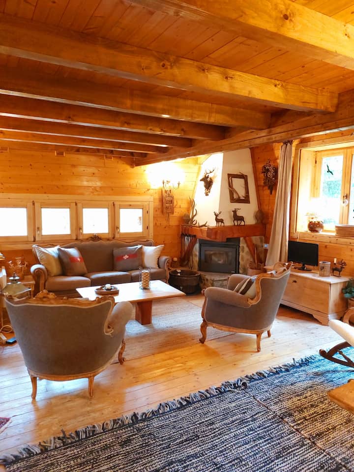 Chalet Dei Fiori - Suite Apartment - Andermatt