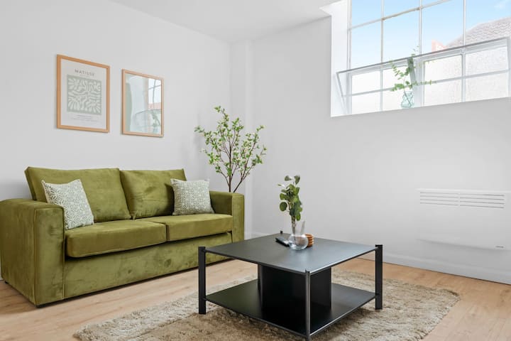Charming Apartment | Free Parking And Wi-fi - Newark-on-Trent