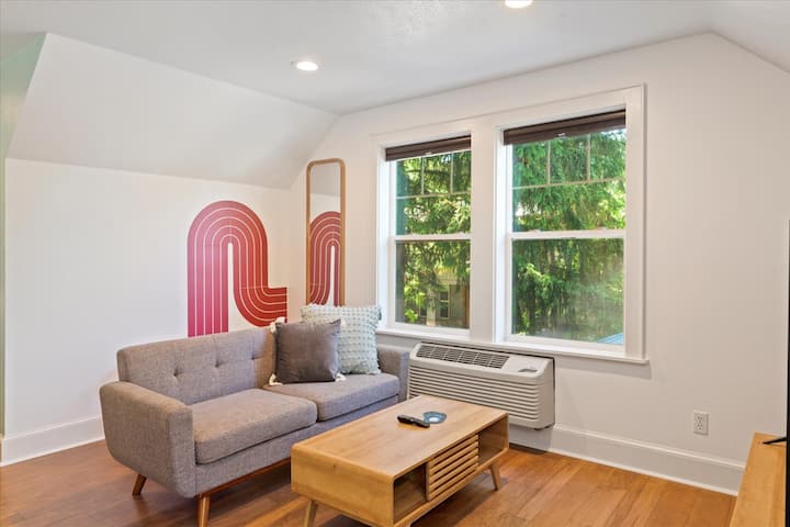 Studio 26 Loft - Boise