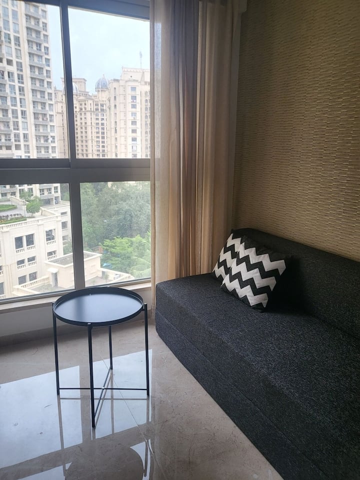 Robin 3_1bhk Apt With Sofa Cum Bed- Hd Living - Mumbai