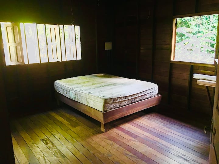 Très Beau Carbet Sur Pilotis