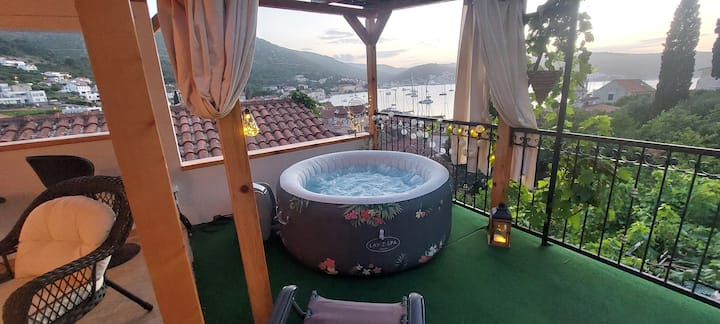 Panoramic View With Jacuzzi - Vis