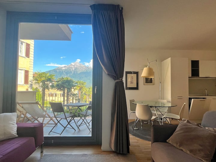 Ampio Bilocale Di Design Con Vista Lago A Domaso - Domaso