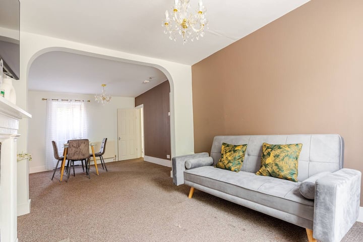 2bed By Jubilee Square Maidstone - Maidstone