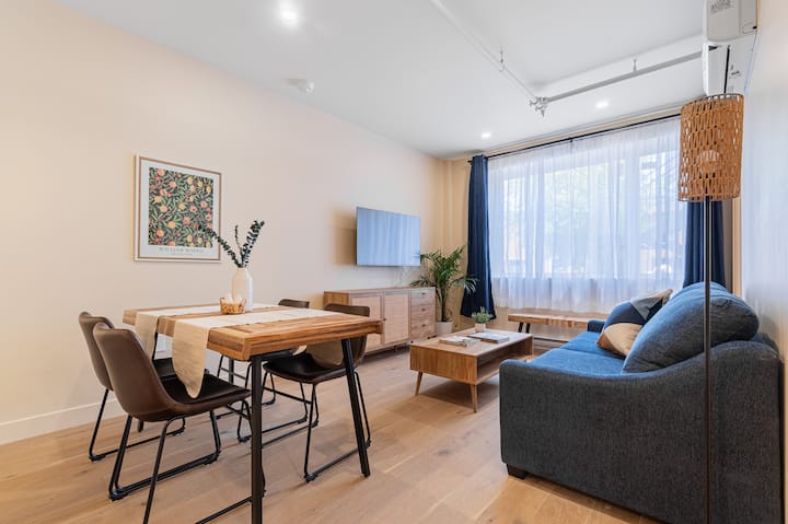 Stylish 2br Retreat - Montreal