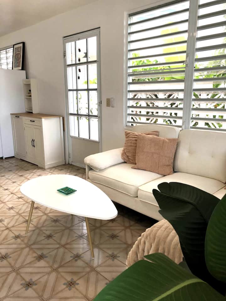 Casita Local-walk To Ferry Beach Shops Bar Grocery - Vieques