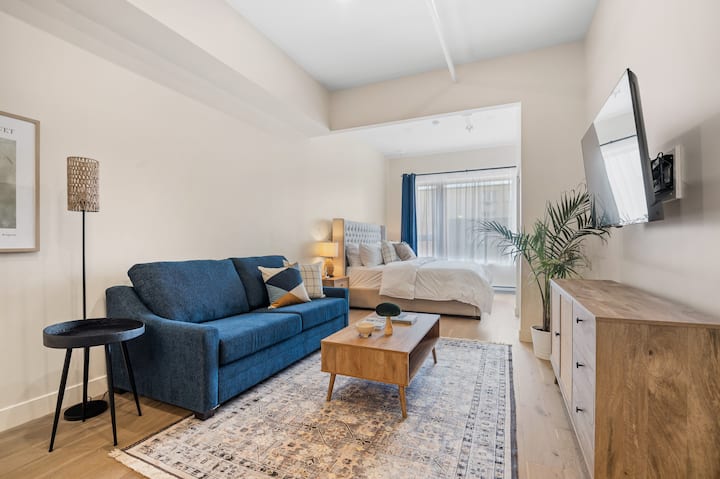 Central King Loft - Montréal, QC