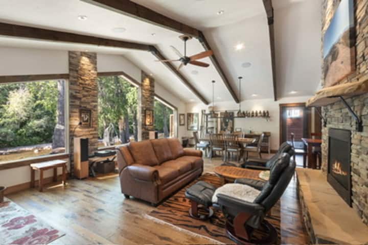High End Remodeled River Retreat - Dolores, CO