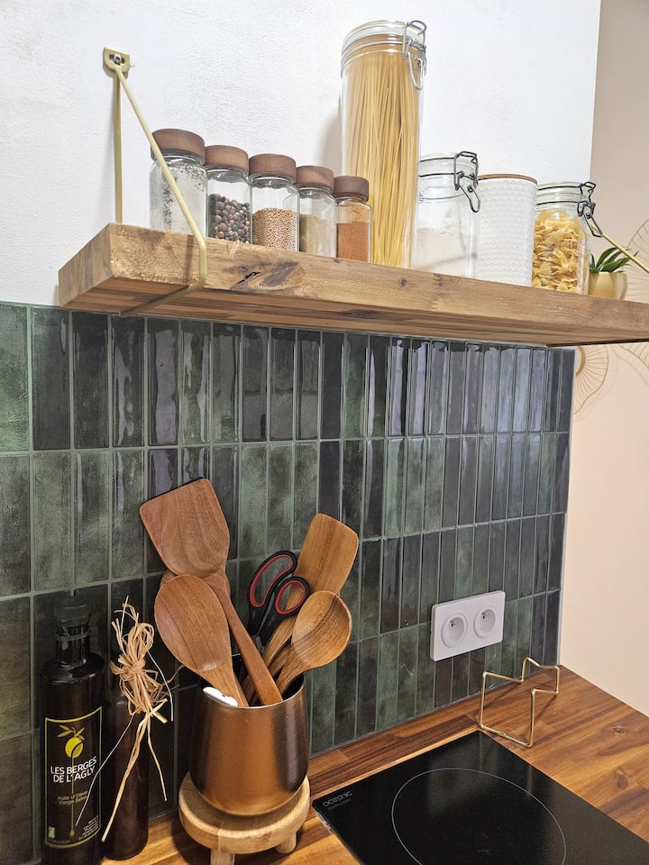 Logement Au Charme Unique En Centre-ville - Perpignan