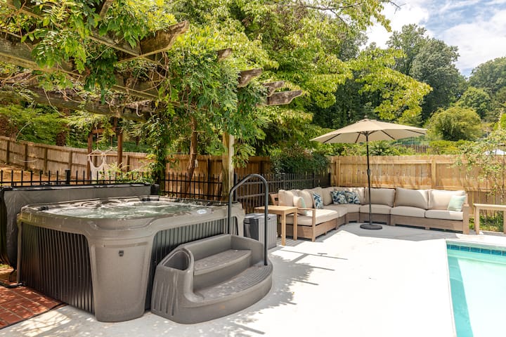 [Wildflower Cottage] Pool, Hot Tub, Sauna, Firepit - Stone Mountain