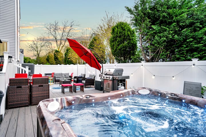 Hottub/firepit/walk2beach/ Immaculate/stocked/game - Point Pleasant, NJ