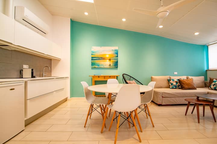 Costa Lairaga Suite. Beachfront! Air Conditioned - Las Palmas de Gran Canaria