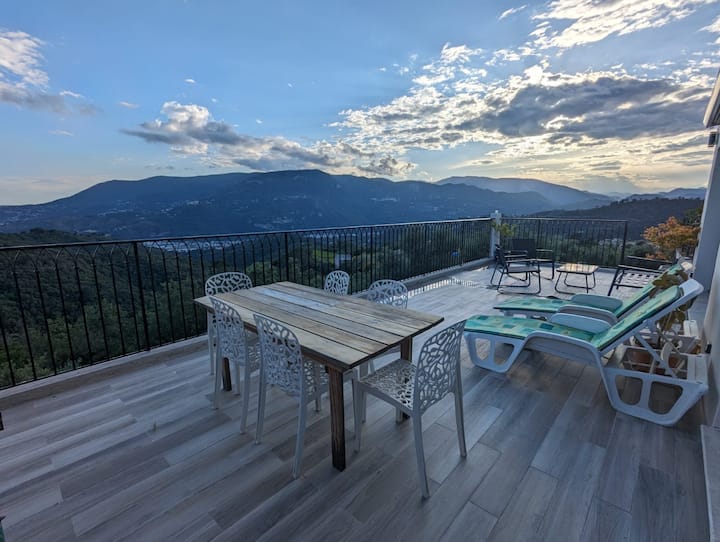 Villa Entre Mer Et Montagne - Carros