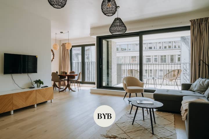 Apt. 2 Chambres + Garage En Plein Centre De Liege - 列日市