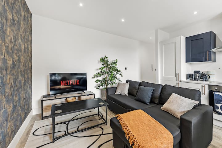 Modern 2-bedroom Flat In Norwich – Sleeps 6 - Norwich