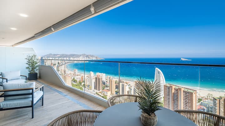 Benidorm Beach (Grupo Ami) - Benidorm