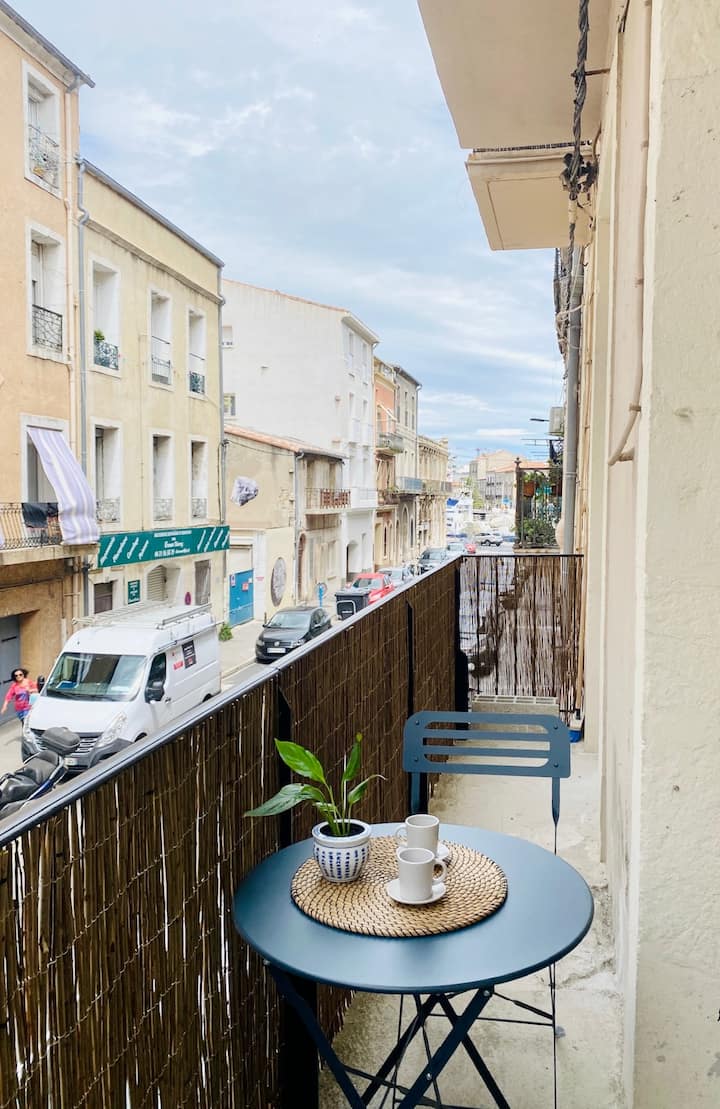 "Lotus" T2 Climatisé, Balcon, Wifi, Centre Ville - Sète