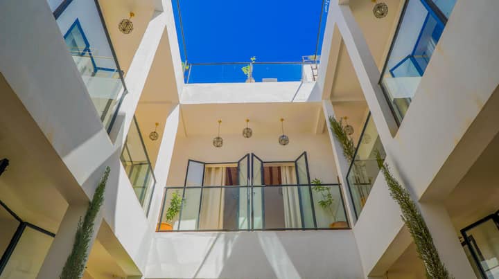 Riad Dar Abbas: Green Luxurious Marrakesh Escape - 마라케시
