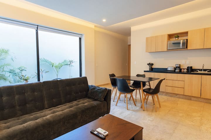 Spacious Ground Floor Apartment With Its Own Yard! - Playa del Carmen