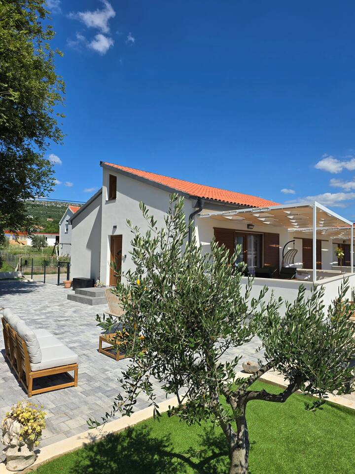 House Angelina - Obrovac