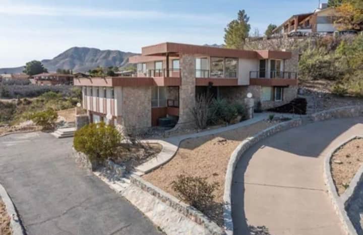 El Paso Mountain Parks Home - 엘파소