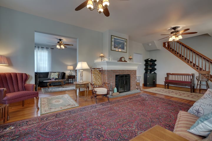 Classic Shore House 2 Blocks To Beach - Point Pleasant, NJ