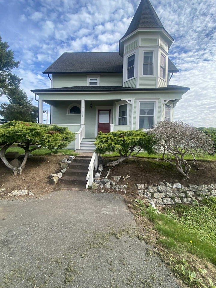 Vacation Home Front Ocean View - White Rock