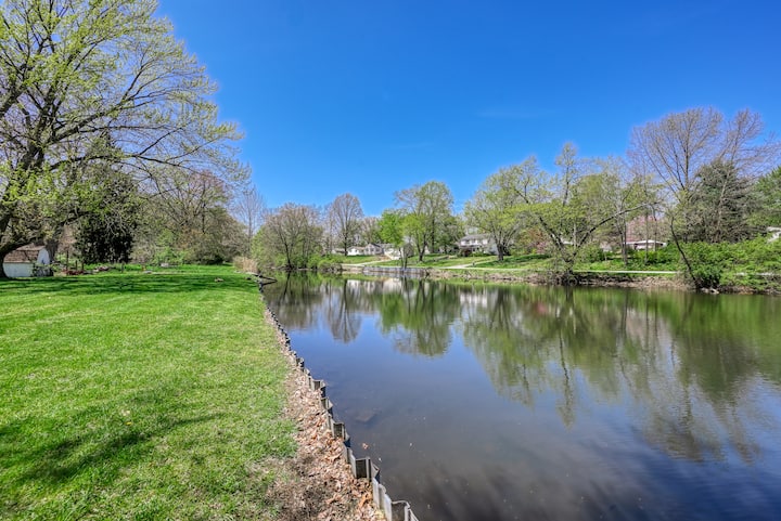 New! Remodeled Waterfront Home In Portage Lakes - Portage Lakes, OH