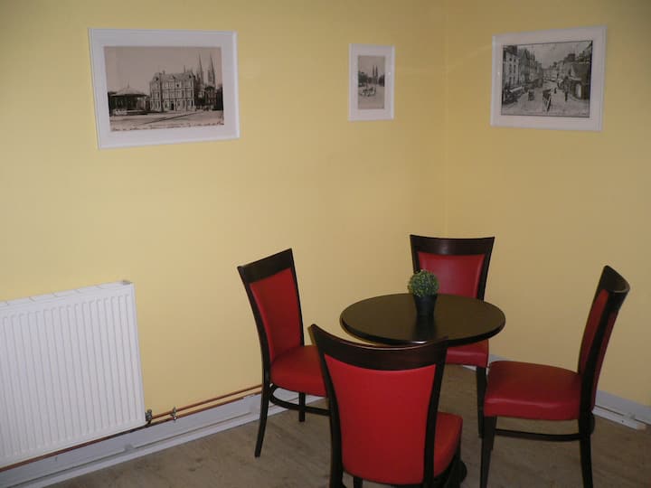 Appartement Plein Centre Ville Pour 4 Voyageurs - Saint-Lô