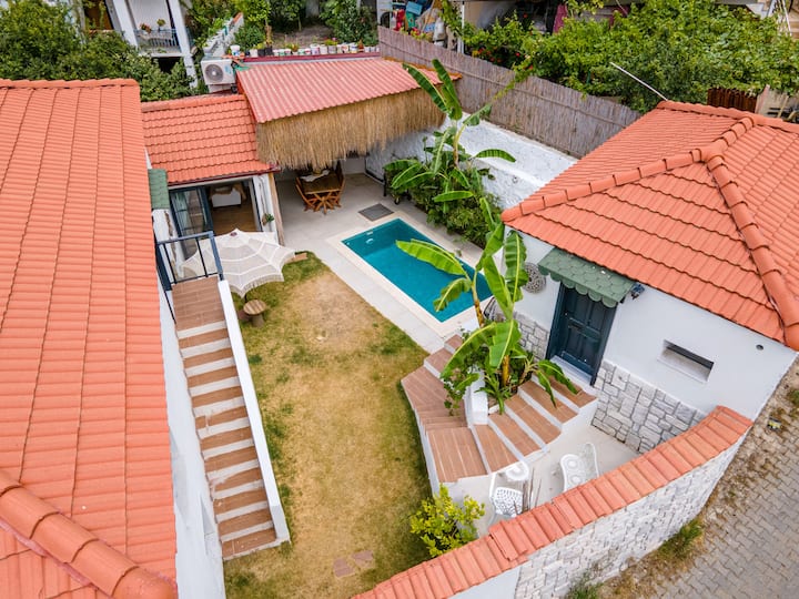 Stone Villa With Private Pool - Aydın