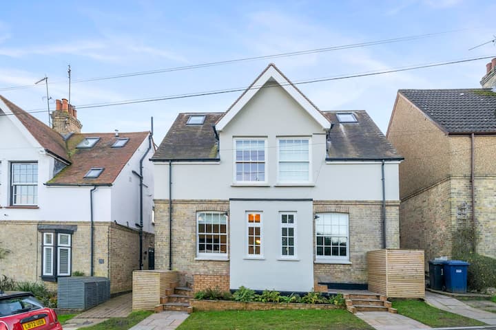 Contemporary Cottage 3 Bed, 2 Bath + Garden - Mill Hill