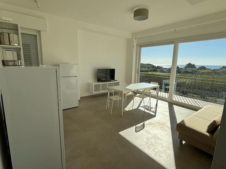 Apt Con 2 Camere Da Letto, Balcone E Vista Mare - Pulsano
