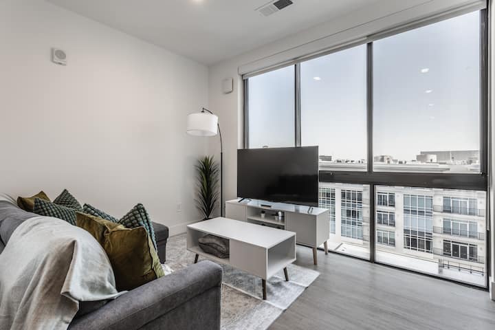 1br Dt Grande - Free Parking - Gym - Rooftop Pool - Indianapolis, IN