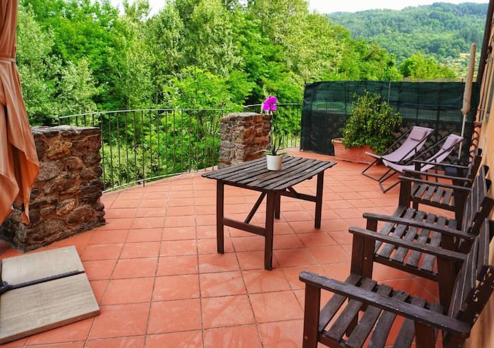 Lunigiana Experience - Sequoia - Pontremoli