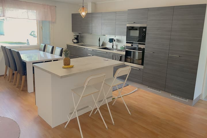 170m² Riverside Getaway W/sauna & Free Parking - Oulu