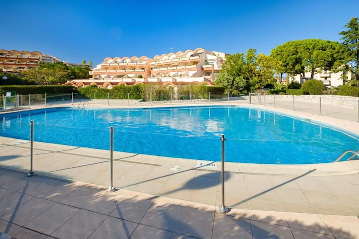 Terrasse Vue Mer, Parc, Piscine, Tennis, Garage - Antibes