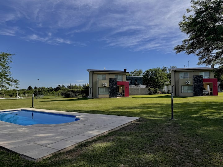 Chalet In Complejo Paz, Córdoba - Alta Gracia