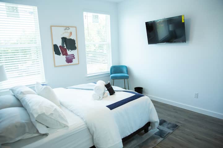 Comfort Cove Room Near Dt, Unt/twu, 29 Mins To Dfw - Denton, TX