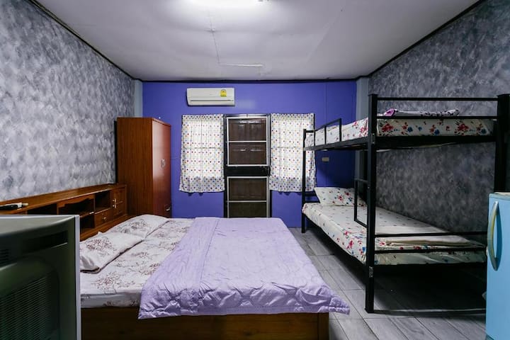 Homey Quadruple Room @ Malai Place Lampang - Lampang